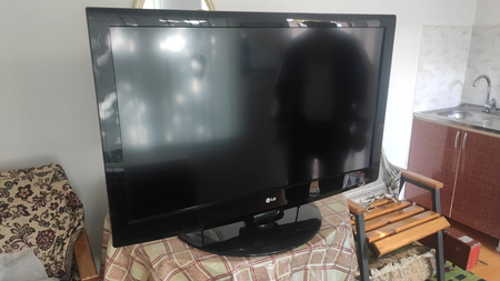Телевизор LG 42 42LG2100