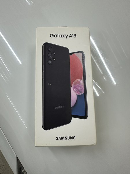 Продам телефон Samsung A13 ( 4/128 gb )
