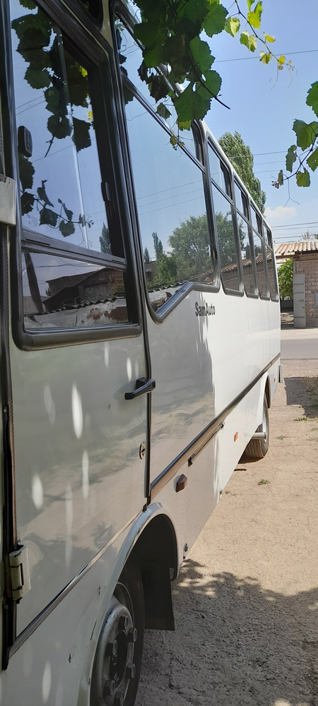 Продается автобус Исузи мр37 на Метане 2014 года
