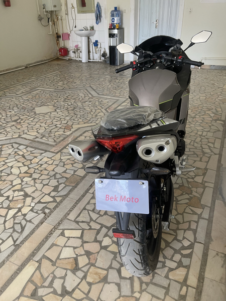 Kawasaki h2 R  400kub