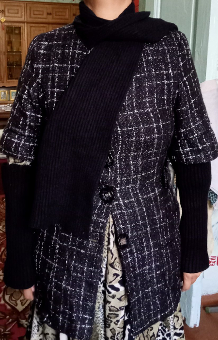 Ayollar paltosi.