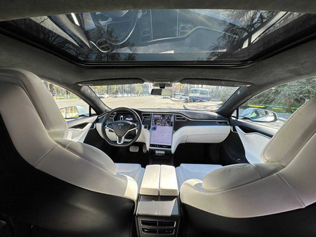 Tesla Model S Performance