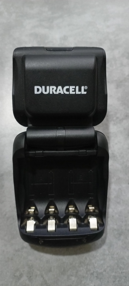Зарядное устройство DURACELL CEF 27