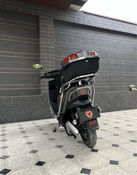 Скутер Yadea t5 bir yil garrantiyasi blan 80 90 km