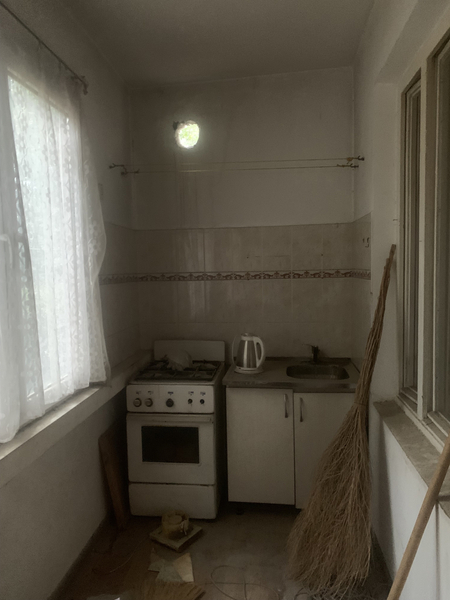 Продам однокомнатную квартиру Лисунова 1