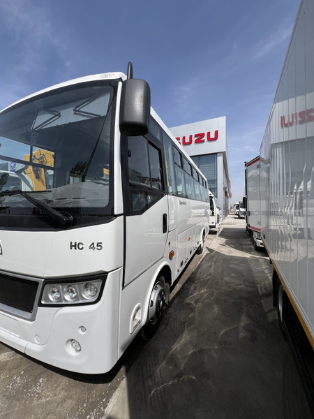 Isuzu 45HC Avtobus