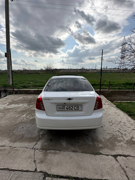 Chevrolet Jentra xolati zo'r