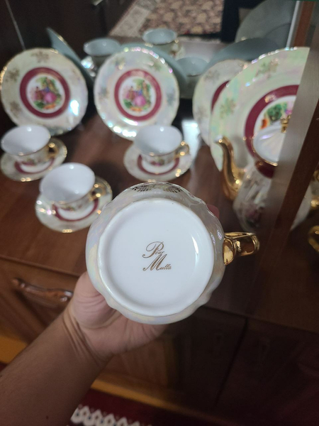 Чайный сервиз Мадонна