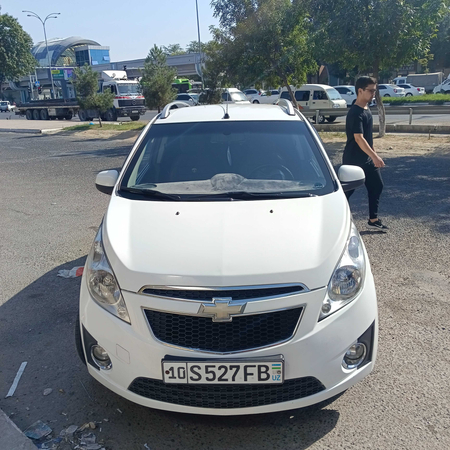 Srochno sotiladi spark