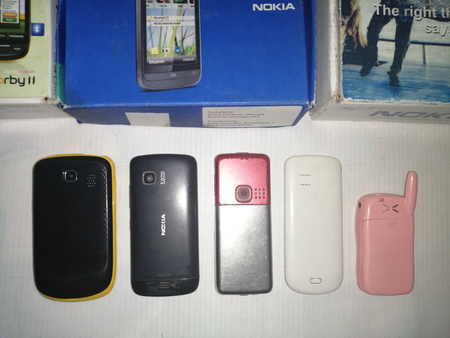 5 тел (Б./у) продаю. Samsung GT-S3850, Nokia 3 шт.телефона и Panasonic