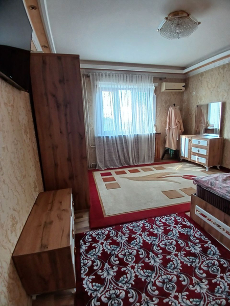 sebzor sotiladi 3 honali