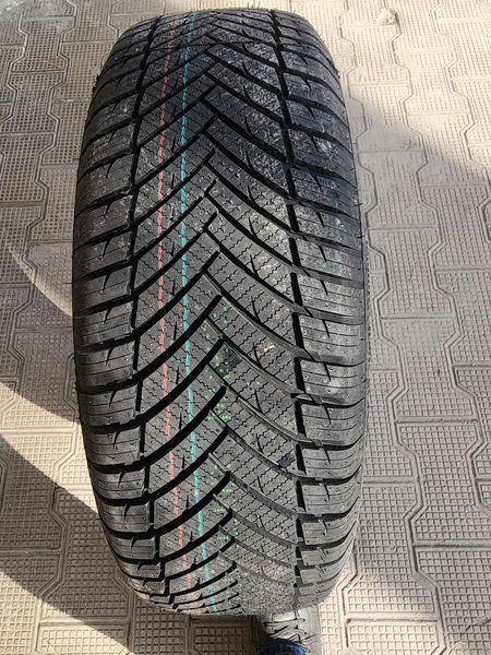 Авто шины 195/60R15 LANVIGATOR  всесезонные ДЖЕНТРА ЛАЦЕТТИ НЕКСИЯ