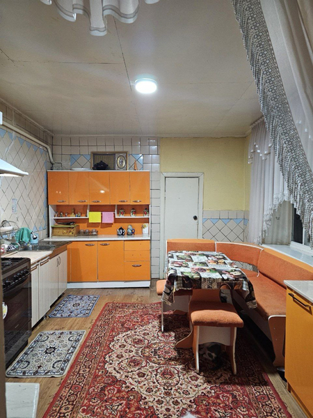 Прлдаеься Дом ховли