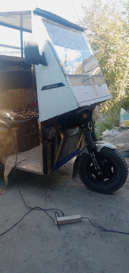 Motosikl tezligi63 km soat tezlikda yuriydi 60 km yurgan akumlyator