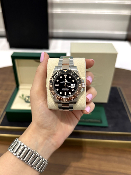 NEW GMT Master II 40mm Steel and Everose Gold 126711CHNR