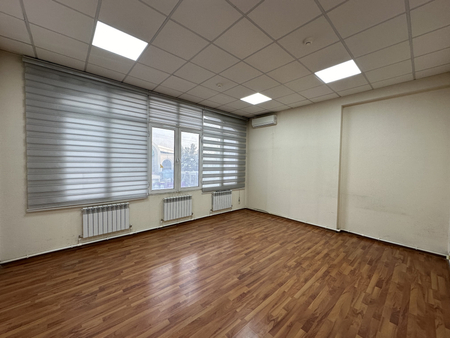 Сдается в аренду Евро офис вдоль дороги 460м2 - Мирабад | Госпитальный