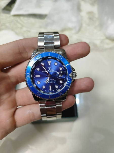 ! Топ ! Продаются часы Rolex на батарейках !