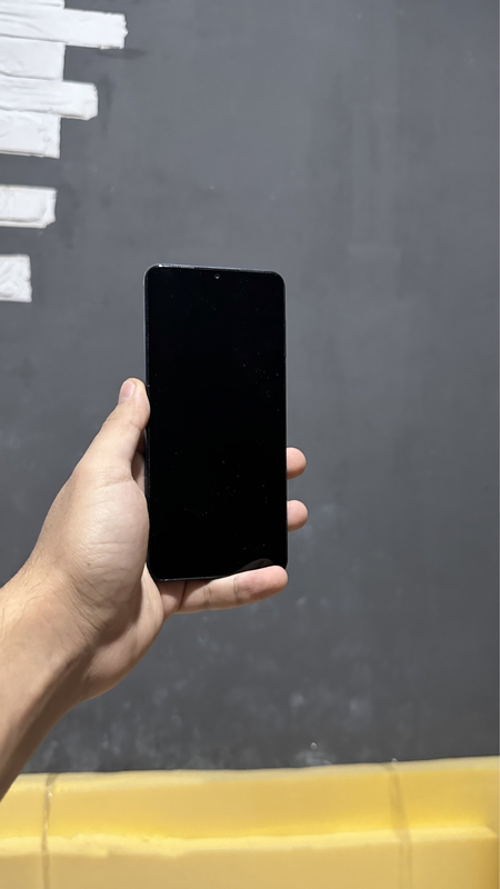 Телефон samsung a12 64GB