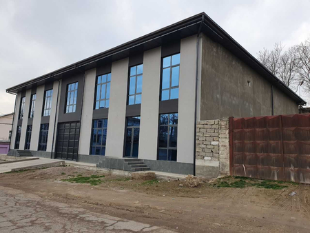 Сдается здание, Султонали Машхади, Паркентский, 8 ст, зд 800 м² (7144)