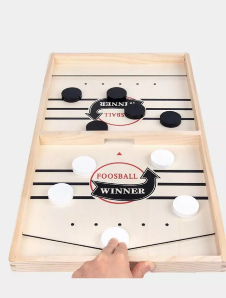 Winner Foosball stol o'yini kattalar