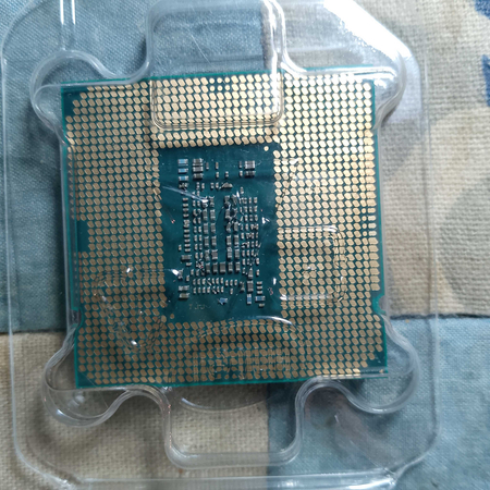 Intel® Core™ i3-10100F