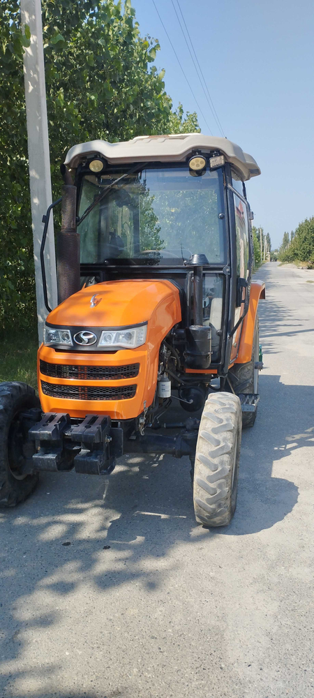 Traktor sotiladi holati zor