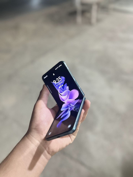 Samsung z flip 3  5G