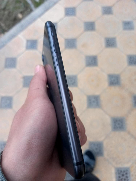 iPhone 8 64 gb Ru/A