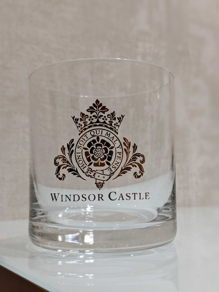 Стакан  украшенный
 22-каратном золотом  Windsor castle tumbler