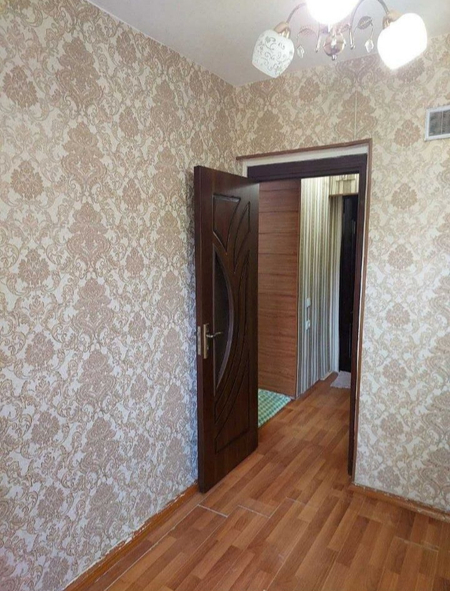 Аренда здаётся 1 комнатьний квартира семейным людям северном алмазаре