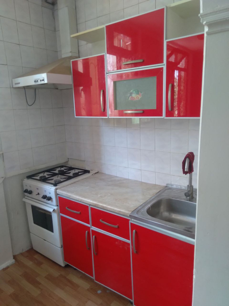 Hazaykali 3 xonali uy 1xonasi quyiladi sheriklika