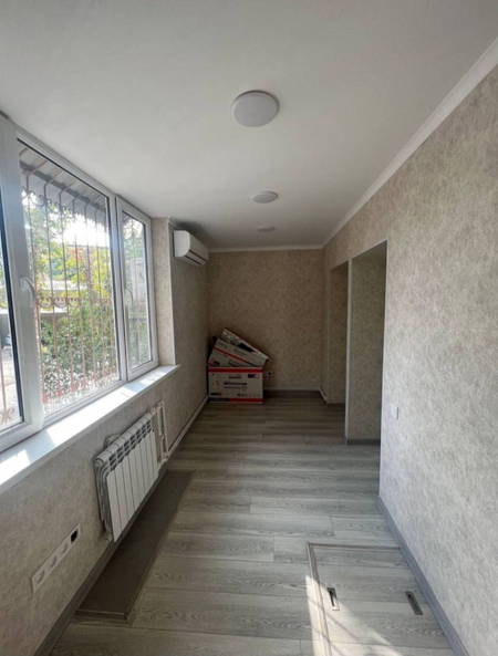Aloqa inst chorrahasida 1-Liniya Arenda Ofisga 50m²Nejiloy beriladi