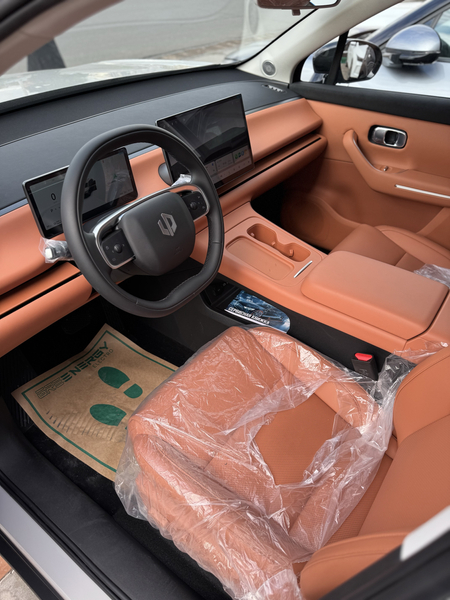 Leapmotor c10 elektramobil Sotuvda Tayyor Servis Garantiya bor
