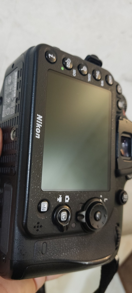 Nikon 7100 xolati alo abektif 35 lik
