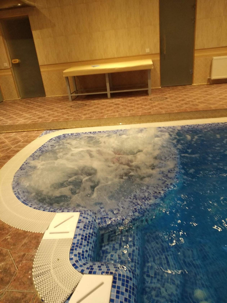 Бассейны фонтаны и водопады