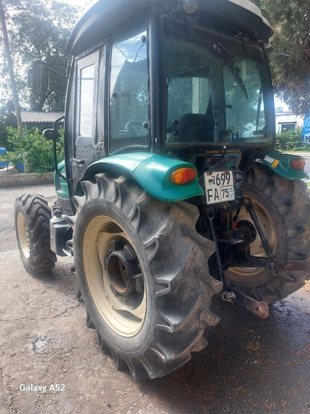 LS-U62 traktor sotiladi