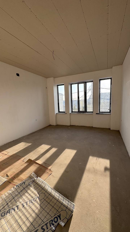 Евро дом 6 комнат 200м²  Олмаз махаля