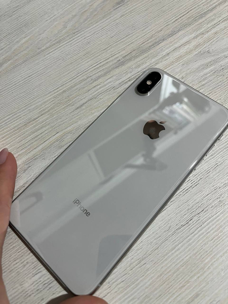 Iphone xs max срочно продам