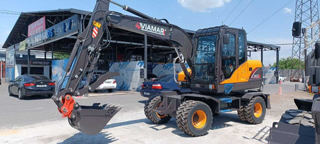 Экскаватор VIAMAR XN-75B