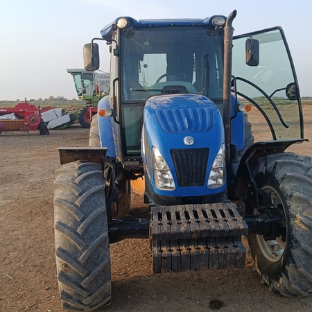 Traktor T.5 mtz sotiladi