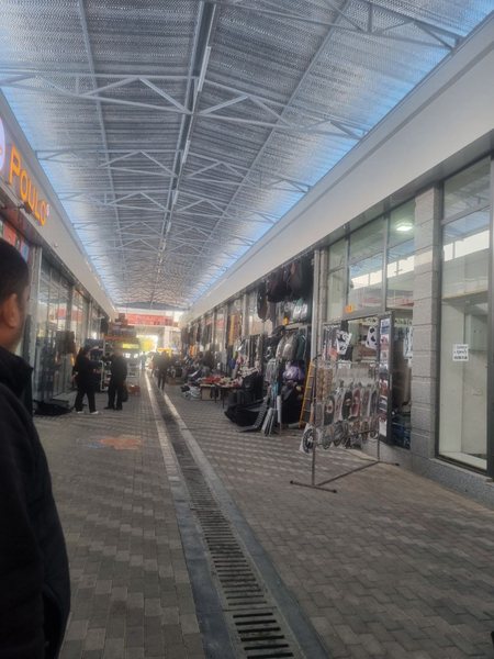 Dukon sotiladi Yangi Zapchast Bozorda