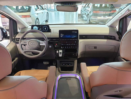 hyundai staria  SOYOBON