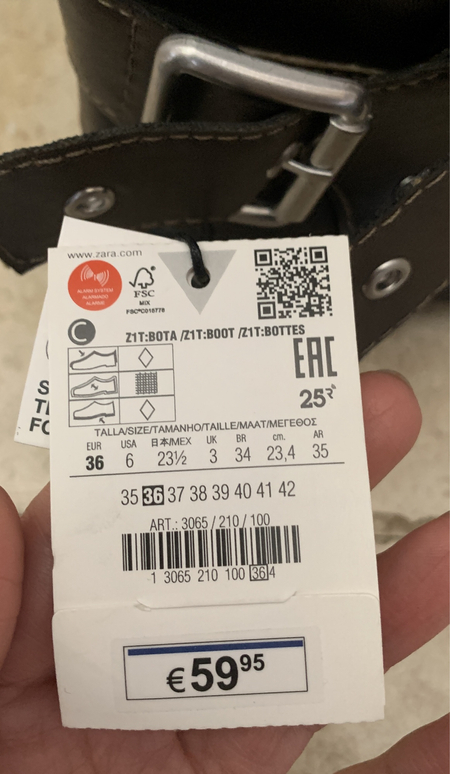 Кожаные сапоги Zara