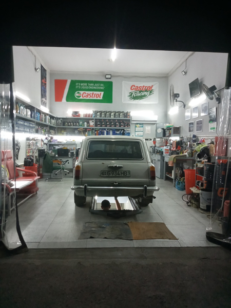 Jiguli vaz 2102 sotaman