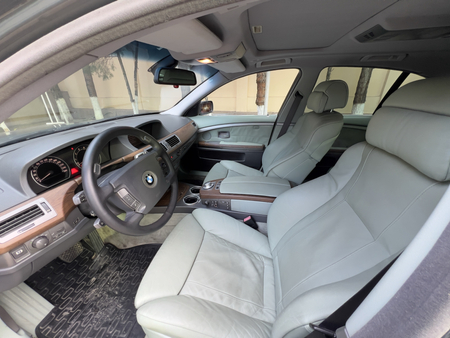 BMW 735 sotiladi e 65