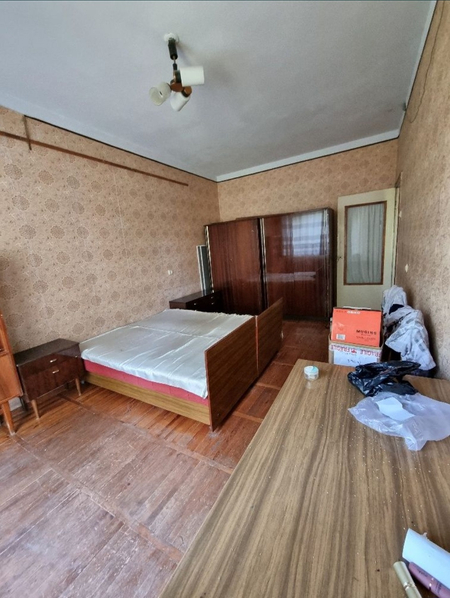 Напротив Экобазара Феруза (военка) 3/4/5 Улучшенка. 71м² Не торец!