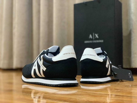 Armani Exchange мужские кроссовки в черном цвете
