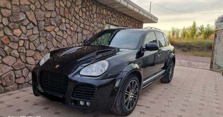 Porsche cayenne 4.5 Tiptronic Turbo