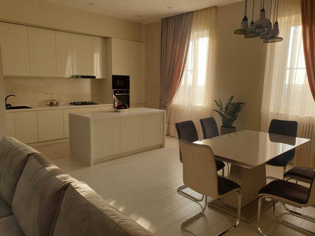 Сдается квартира в новостройке по улице мирабад Grand Mir Hotel