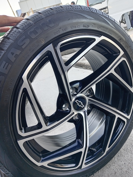 R17 BENTLE diska original Xolati idial